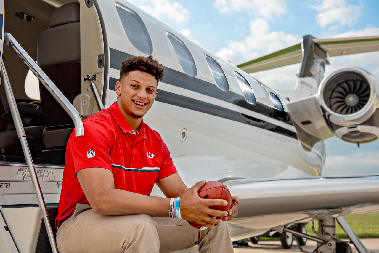 Executive AirShare partners with NFL star | Business Airport International