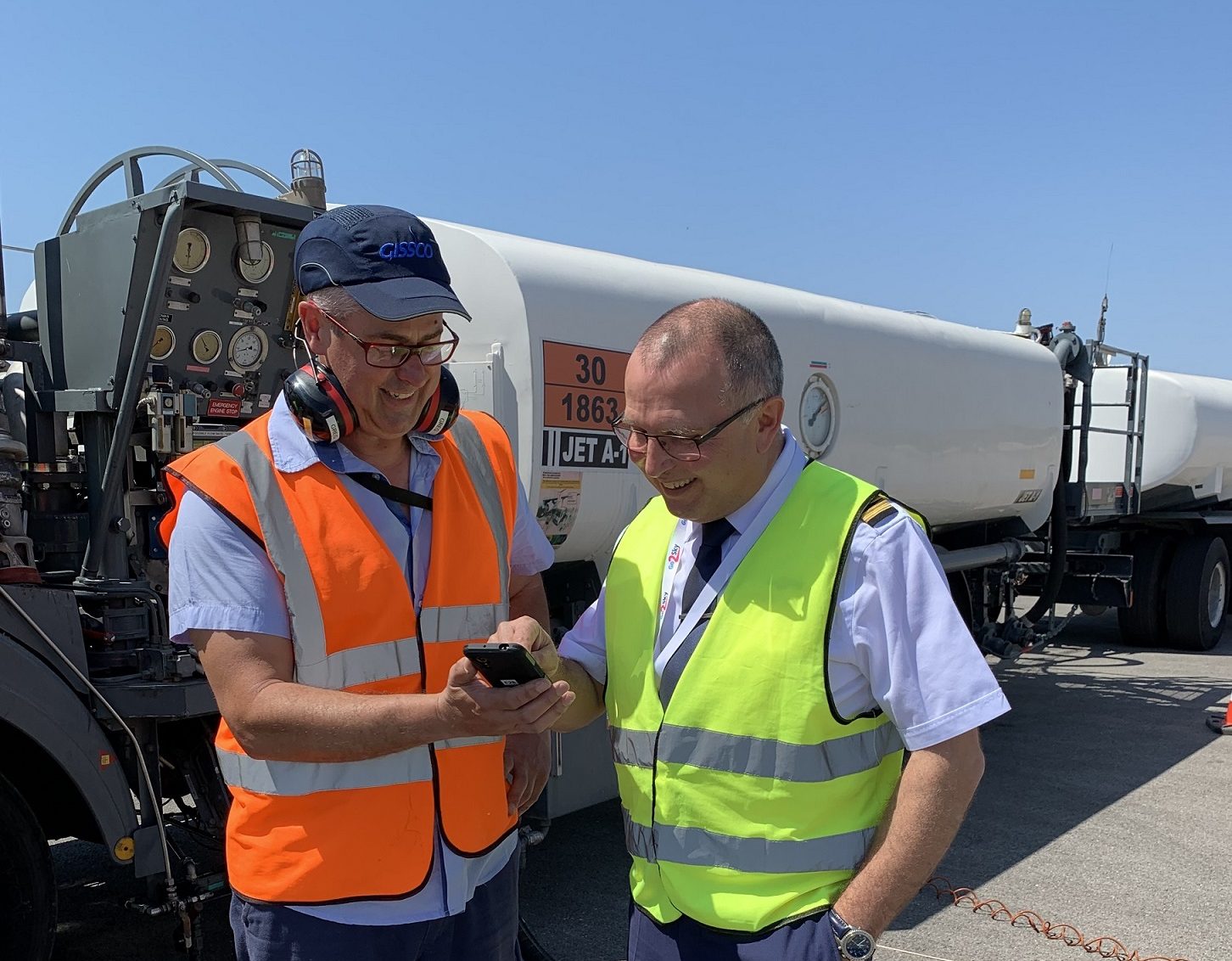 Air bp expands its fuel data platform to 18 airports in Greece ...