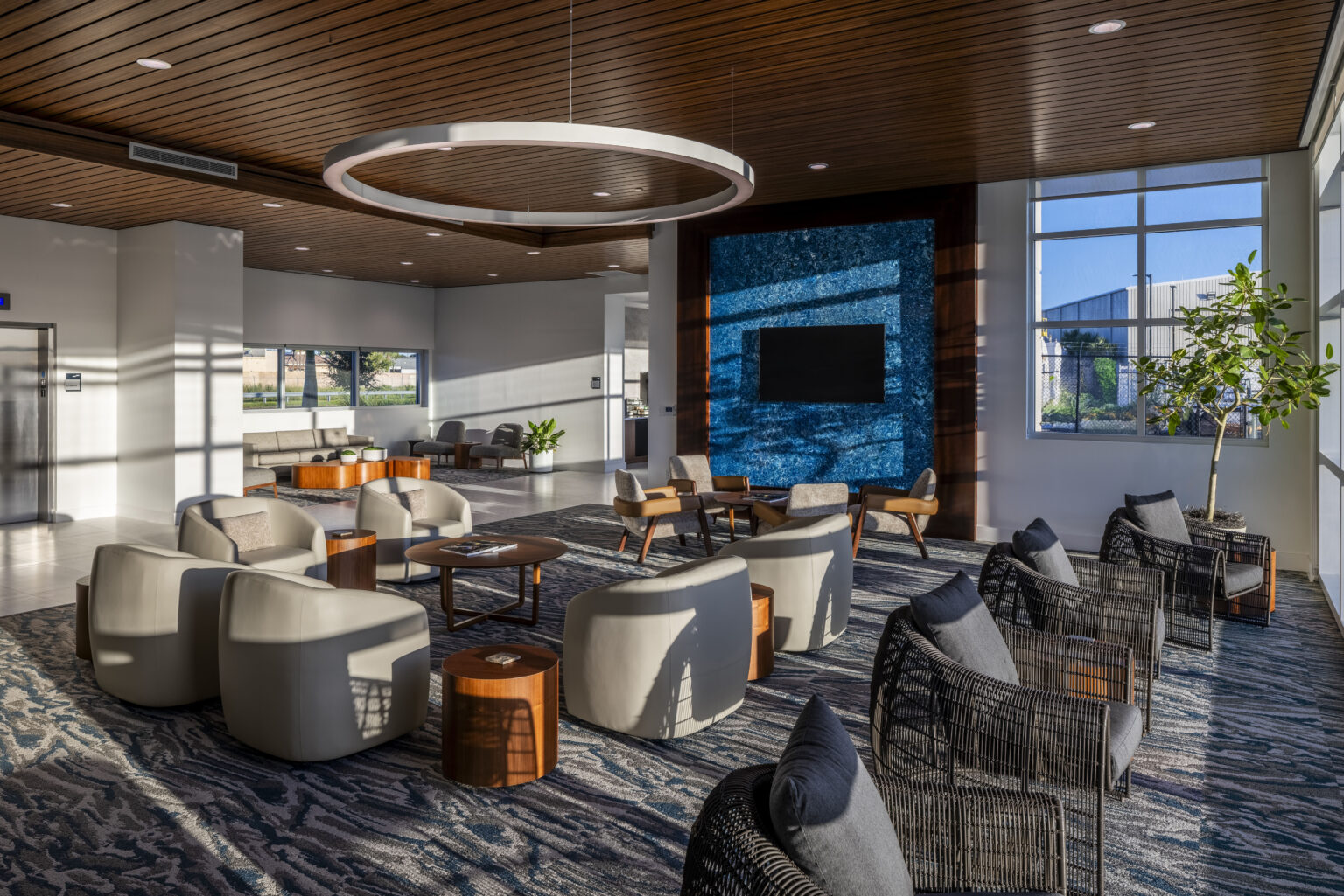 Signature opens new private terminal at Palm Beach International ...
